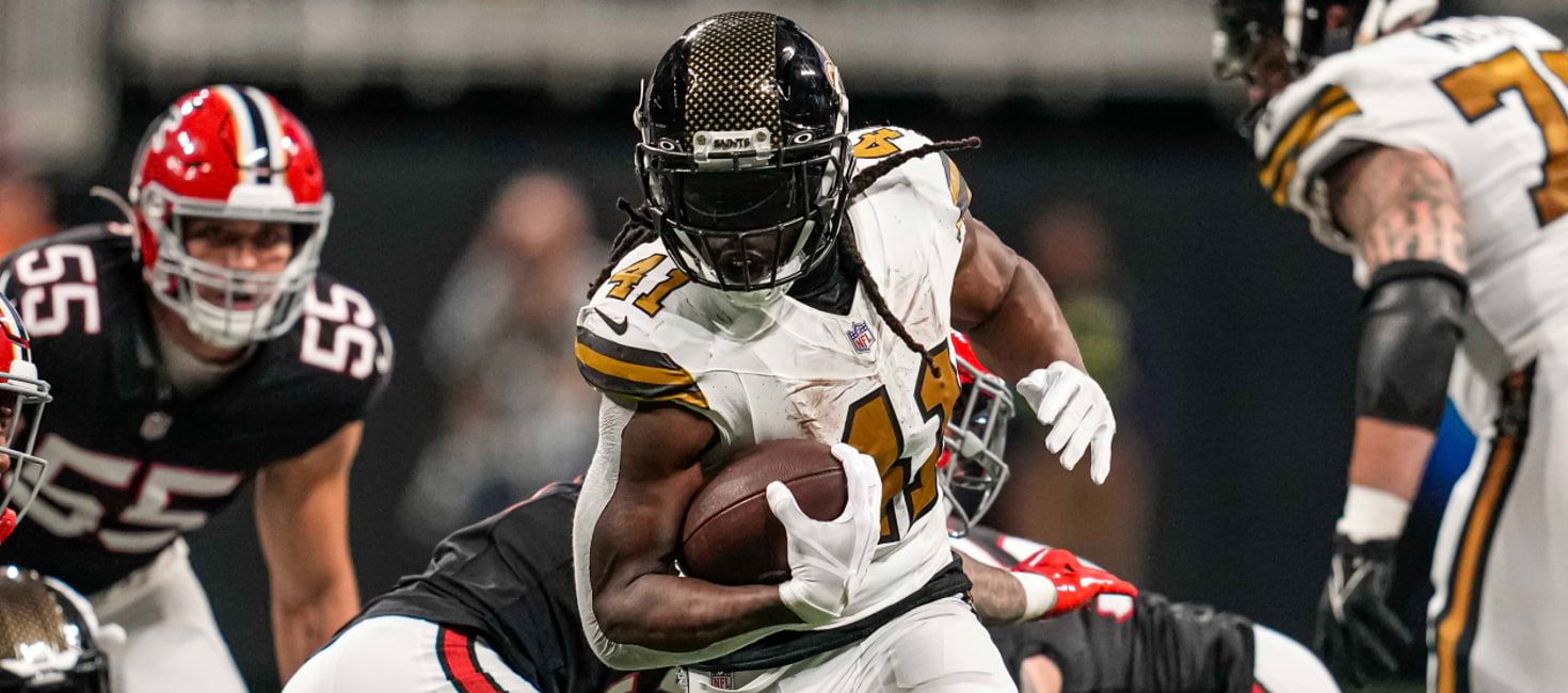 Players to Never Draft Again: Alvin Kamara, Aaron Jones, Rhamondre ...