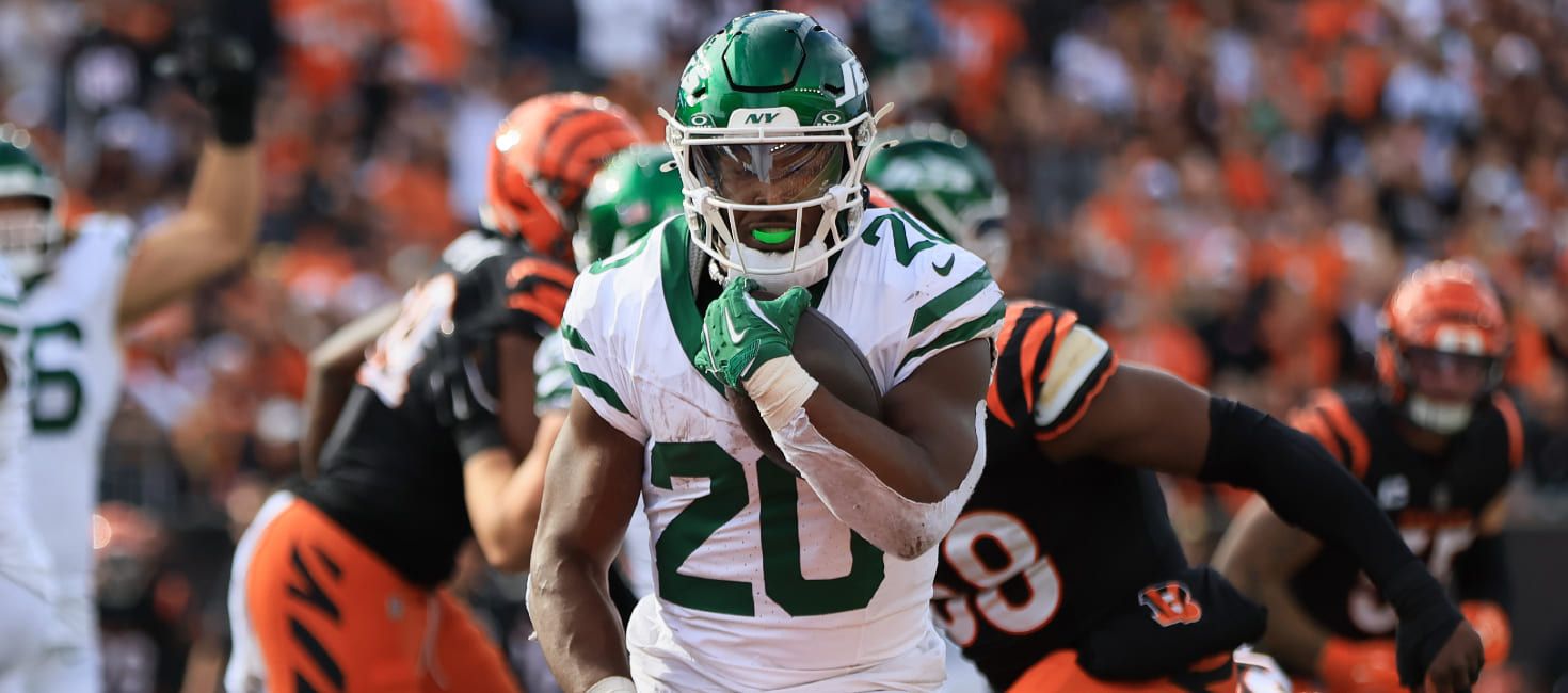 Top NFL Free Agents: Running Backs (2026 Fantasy Football) | FantasyPros