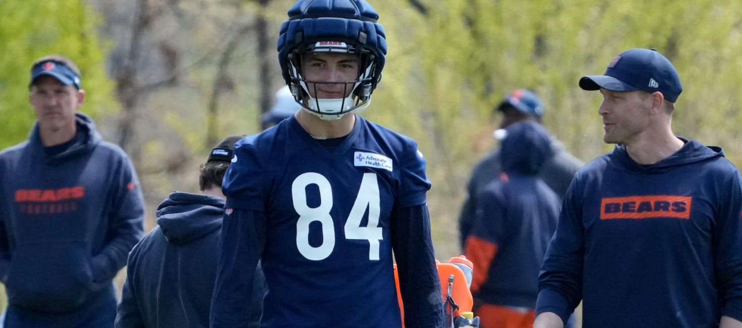 6 Fantasy Football Draft Values: Sleeper Picks to Target (2025 ...