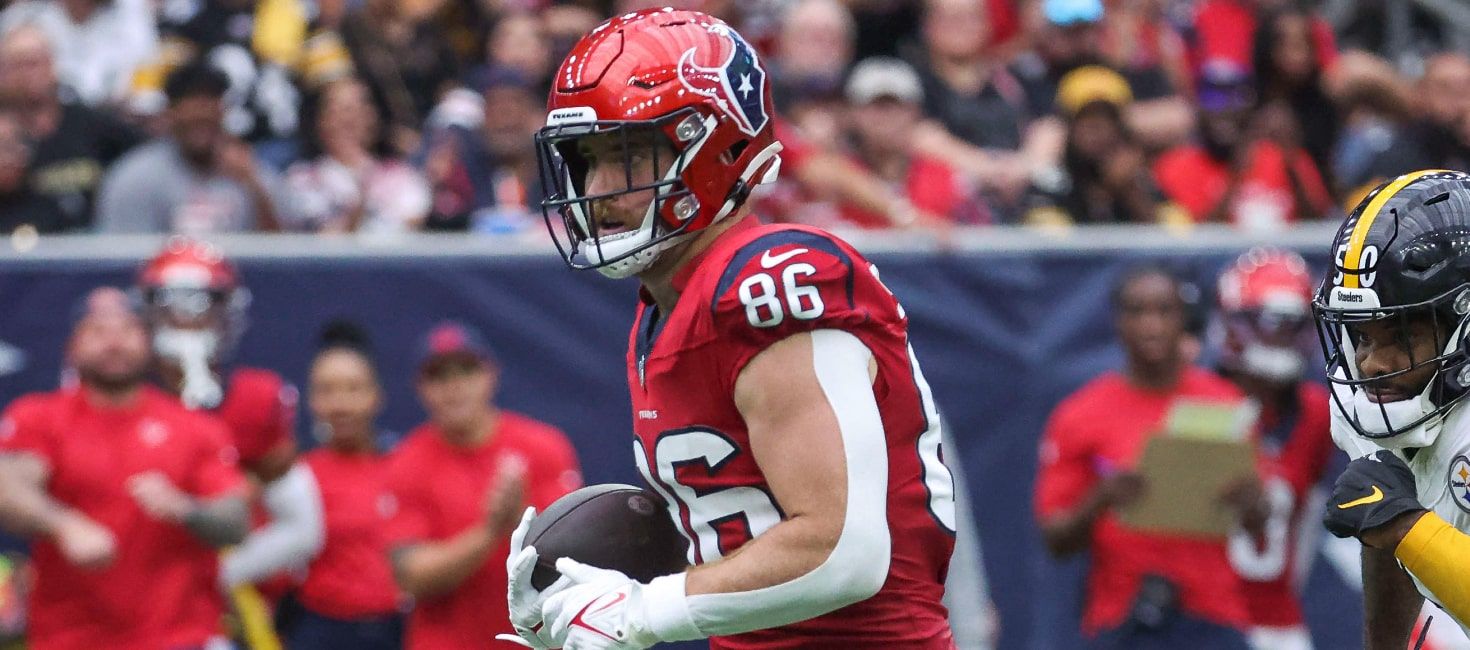 Fantasy Football Start’em, Sit’em: Cade Otton, Dalton Schultz, Theo ...