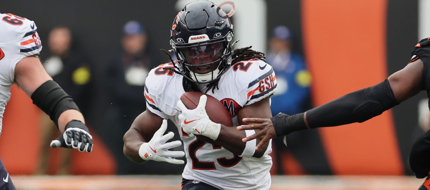 12 Fantasy Football Risers & Fallers: Dynasty (2025) | FantasyPros