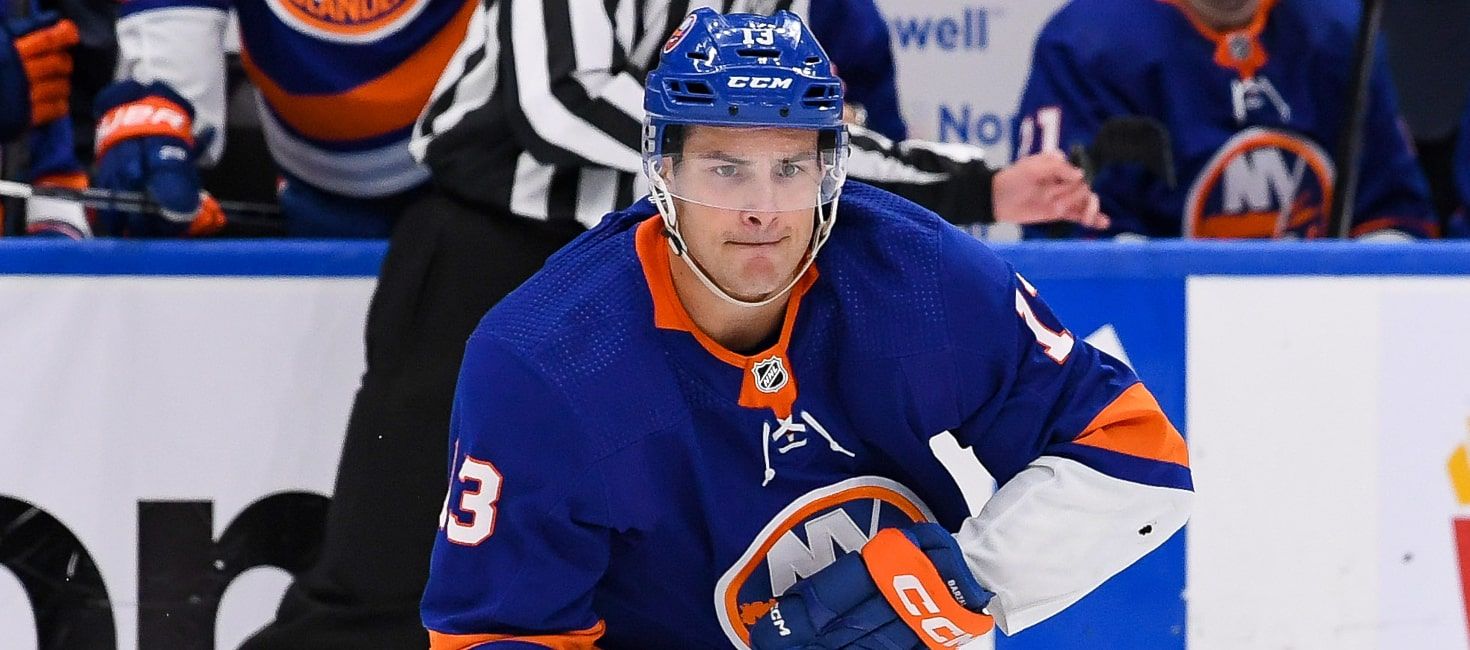 Fantasy Hockey Trade Advice: Mathew Barzal, Vince Dunn, Linus Ullmark ...