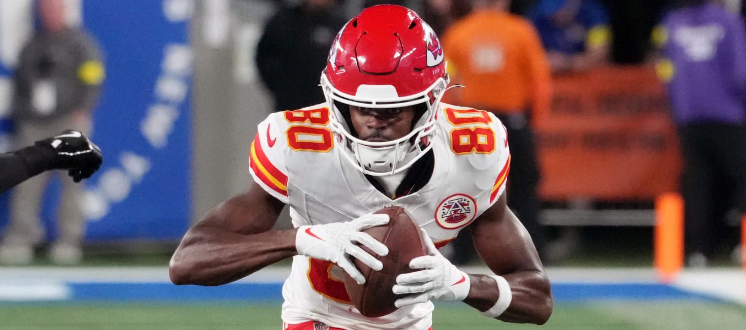 Fantasy Football Week 6 Start/Sit Advice: 16 Sleepers & Duds (2025) | FantasyPros