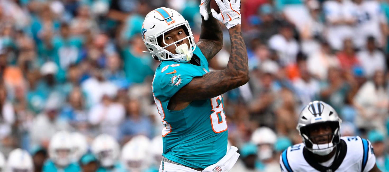 Fantasy Football Start’em, Sit’em: Darren Waller, Devaughn Vele, Isaac ...