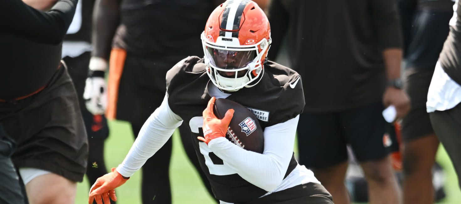 11 Risers & Fallers (2025 Fantasy Football) | FantasyPros