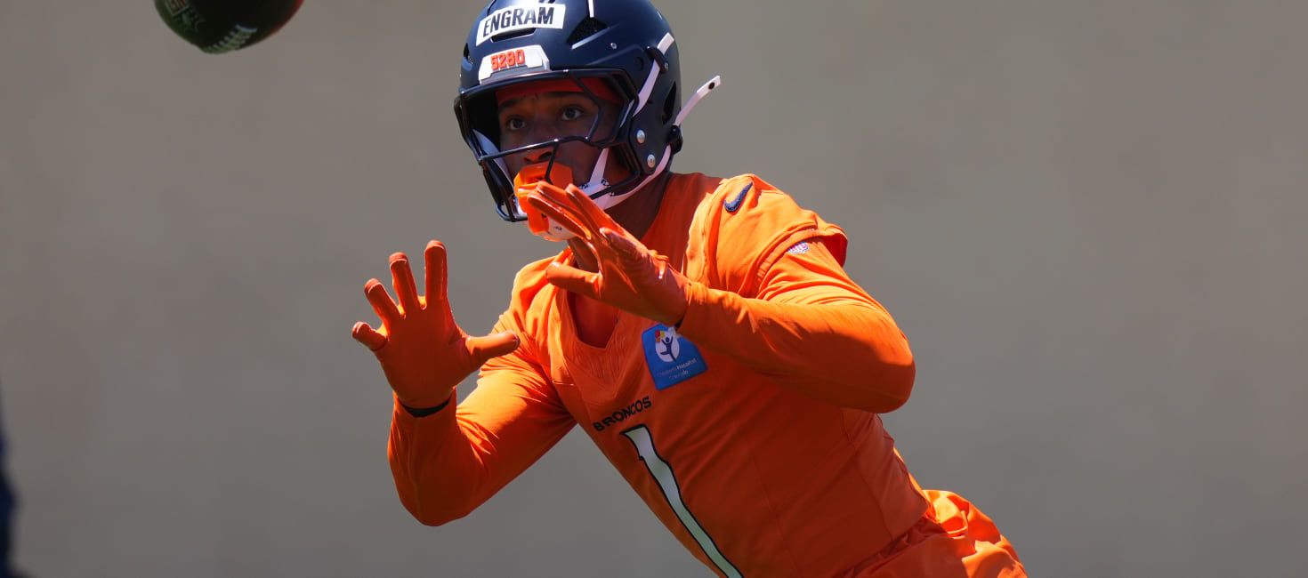 Fantasy Football Cheat Sheets: TE Sleepers (2025) | FantasyPros