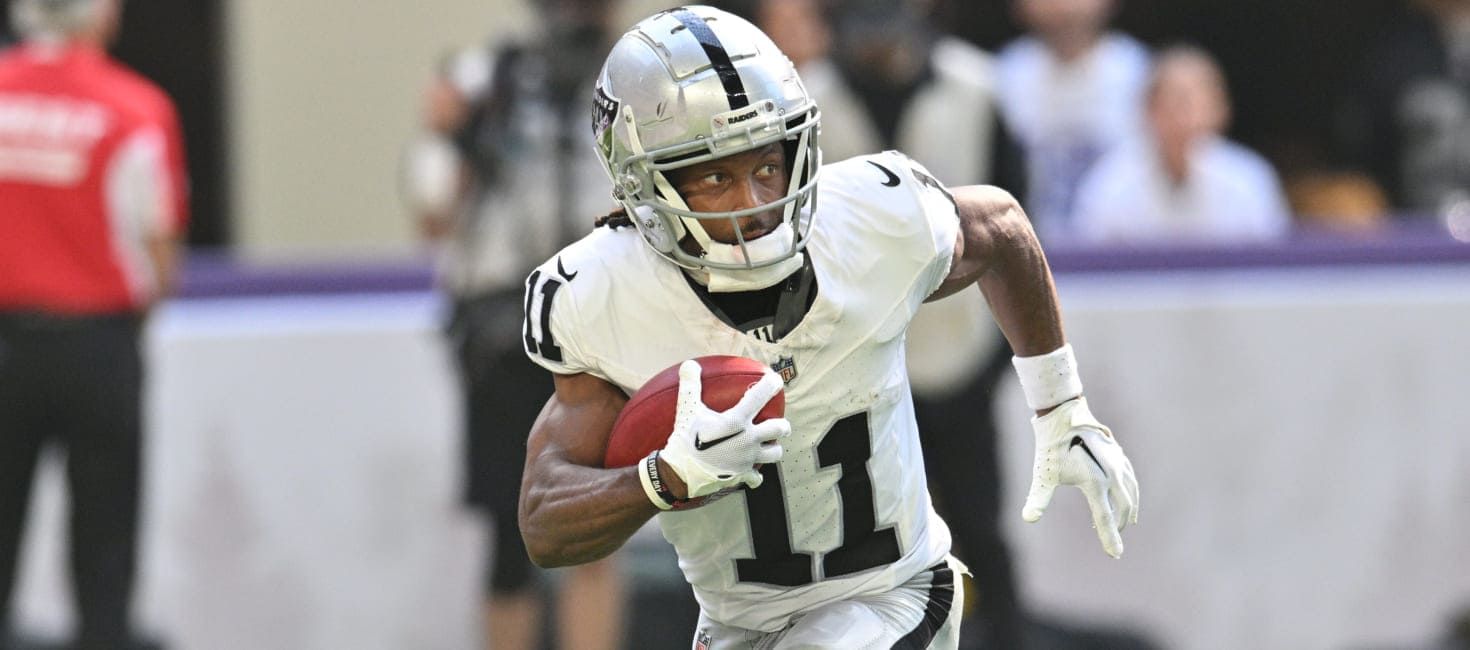 Fantasy Football Start em, Sit em: Tre Tucker, Jonathon Brooks, Keon Coleman (Week 14) | FantasyPros