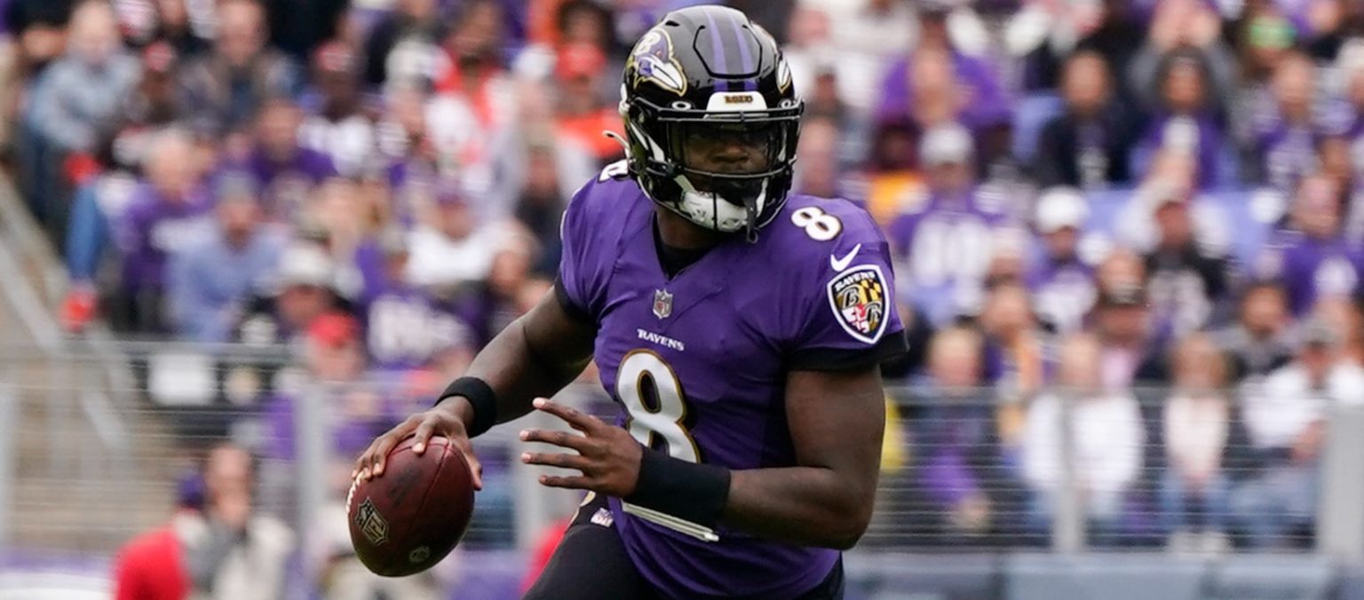 Fantasy Football Injury Updates: Lamar Jackson, Joe Mixon, Courtland ...